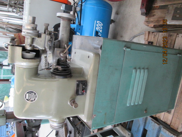 Affilatrice per bulini PEAR